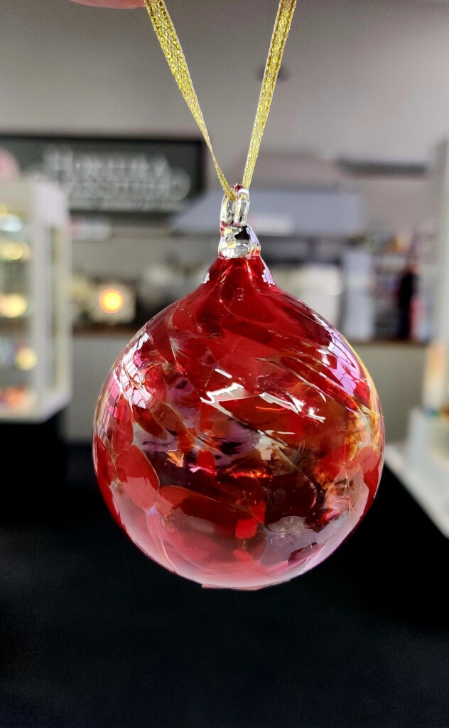 Christmas Decoration - Multi Red: small round - Hokitika Glass Studio